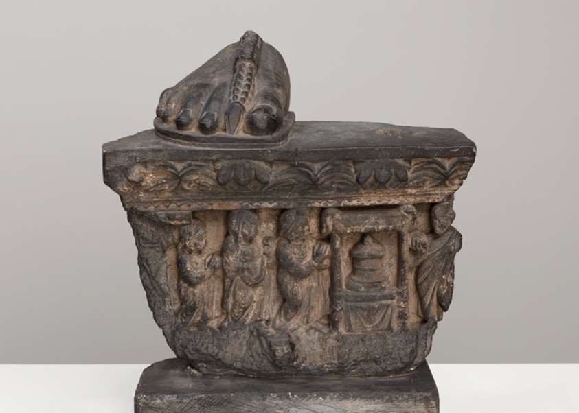 Veneration of the Buddha's Relics | The Art Institute of Chicago